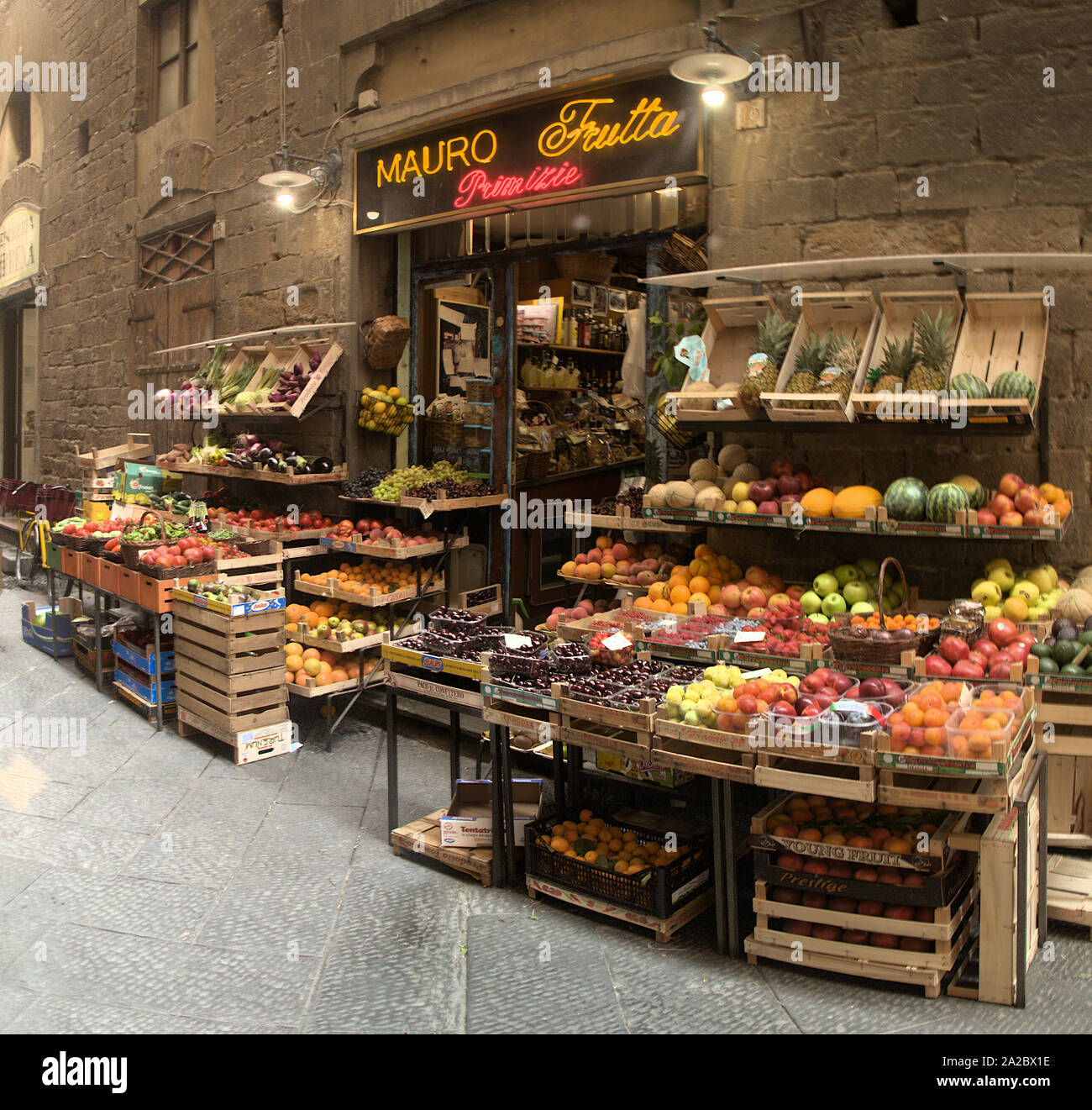 Grocer's shop with street display of fresh produce in Florence Stock ...