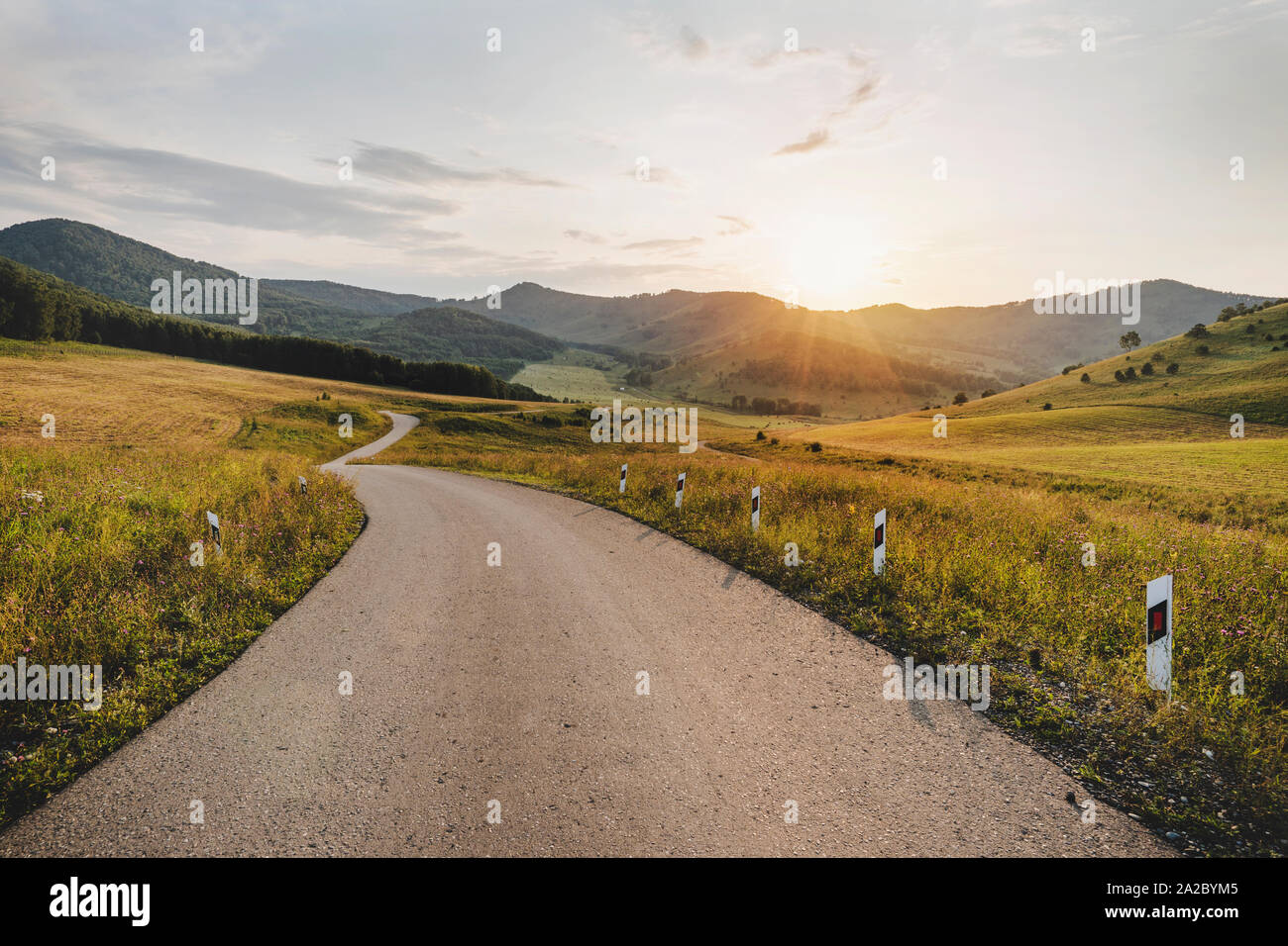 Small narrow road hi-res stock photography and images - Alamy