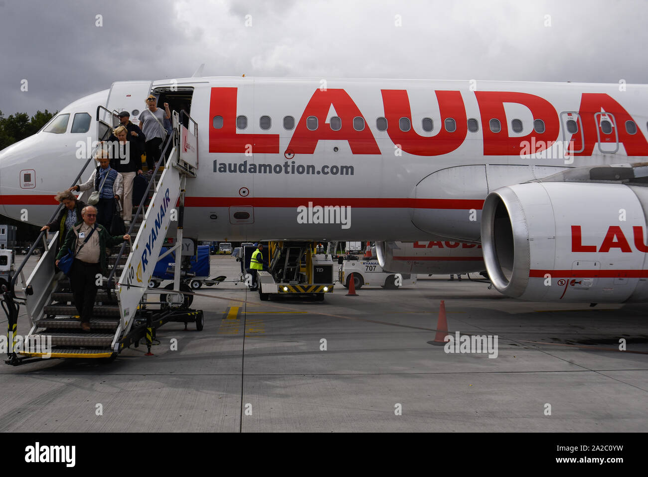 Lauda Motion Airbus A320-200 aircraft seen at the Vienna International ...