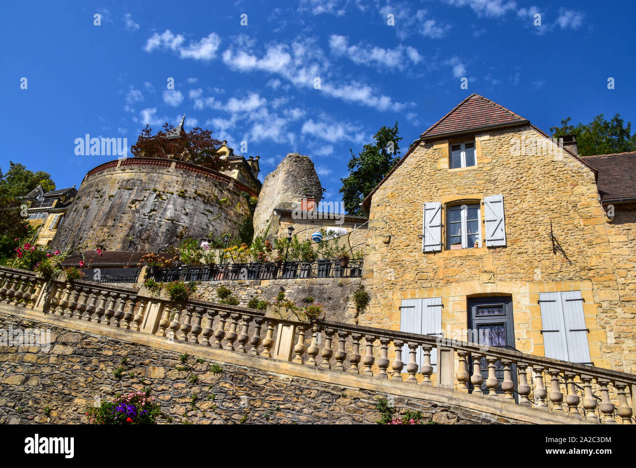 Montignac dordogne hi-res stock photography and images - Alamy
