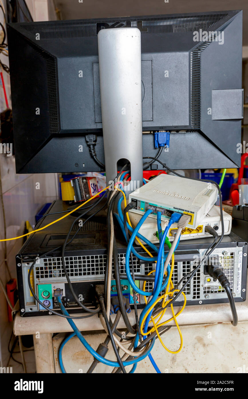 Bus station ticket counter hi-res stock photography and images - Alamy