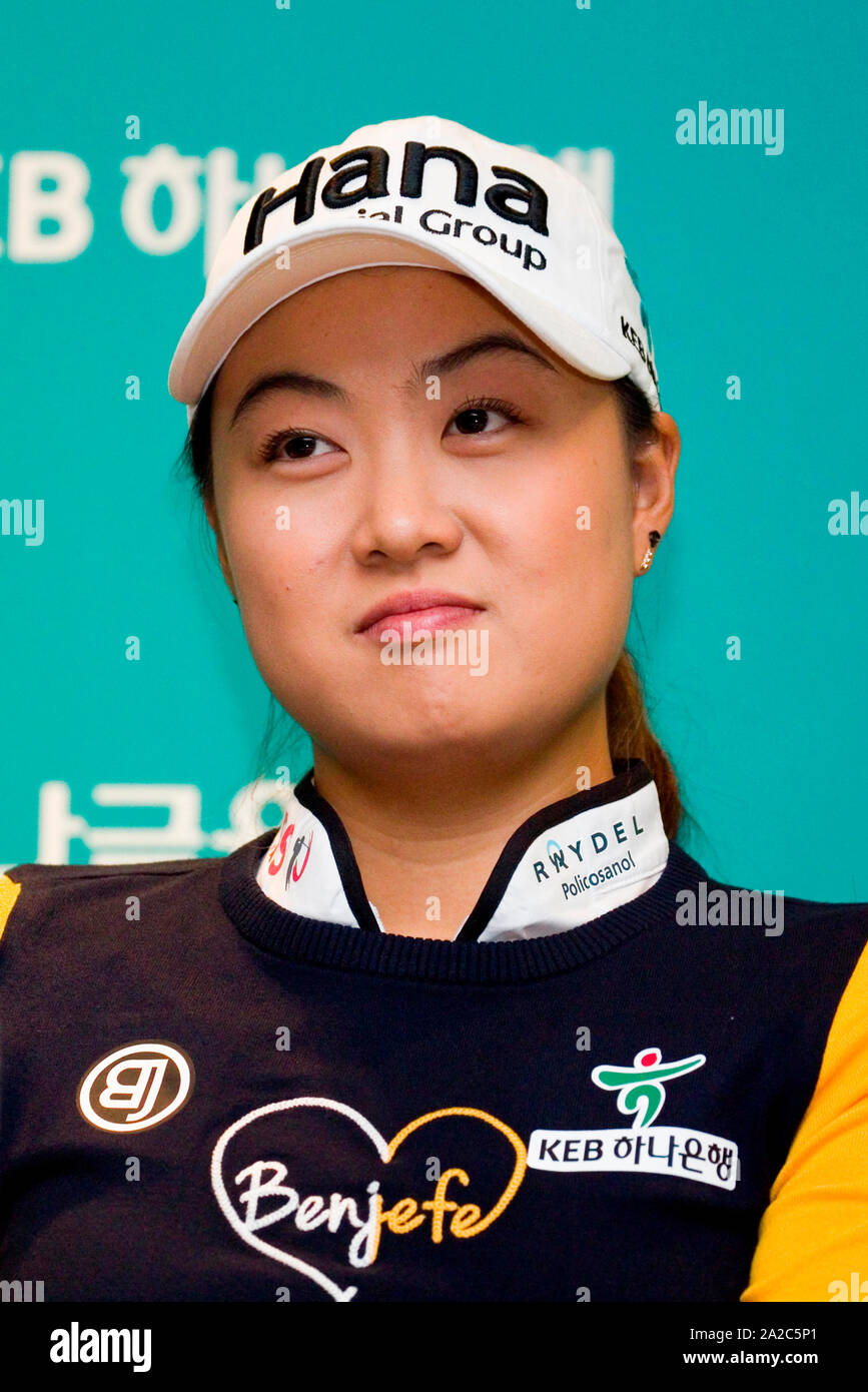 Jee Lee's Instagram, Twitter & Facebook on IDCrawl