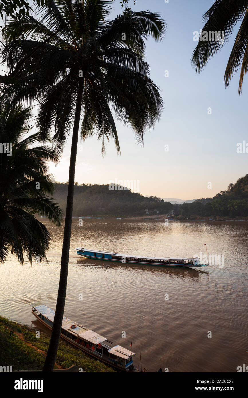 Southeast asia rivers hi-res stock photography and images - Alamy