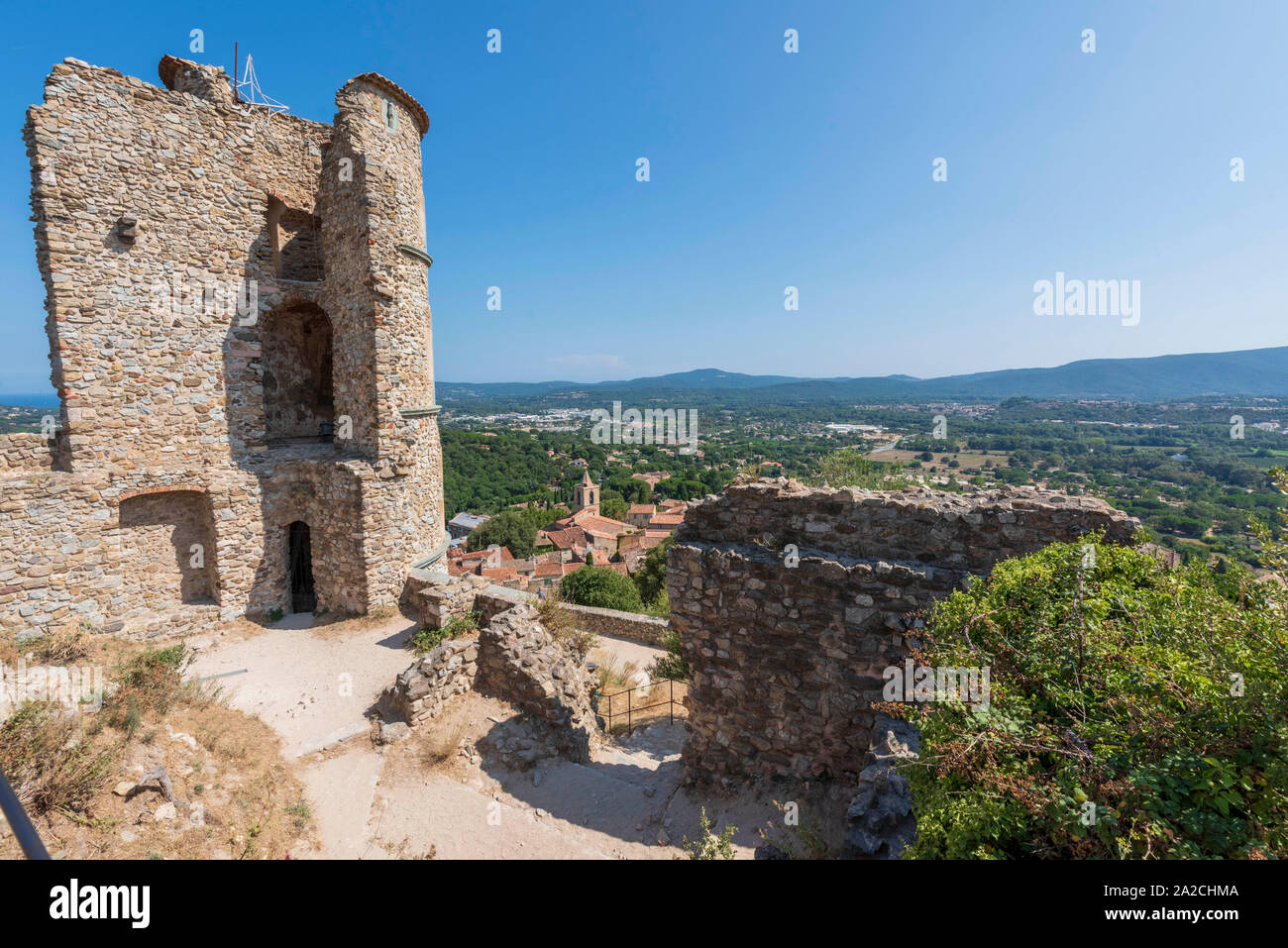 The ruined castle keep in Grimaud, Var, South of France Stock Photo - Alamy