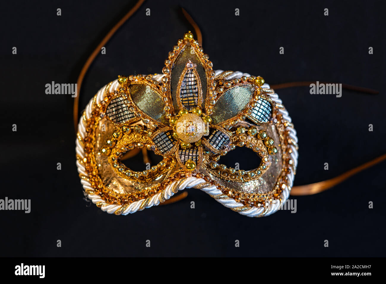 Decorative face masks hi-res stock photography and images - Alamy