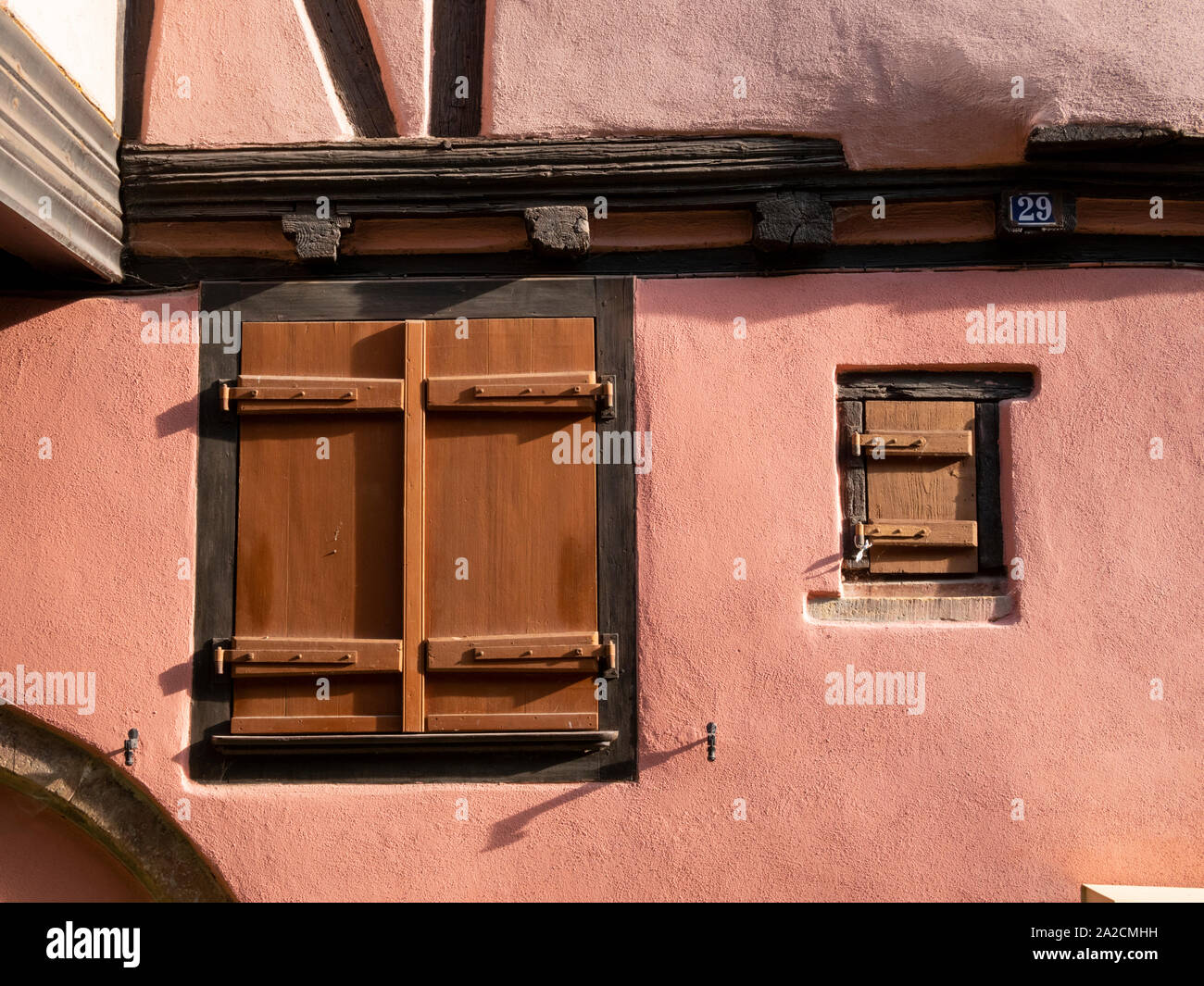 Architecture window shutter detail hi-res stock photography and images ...