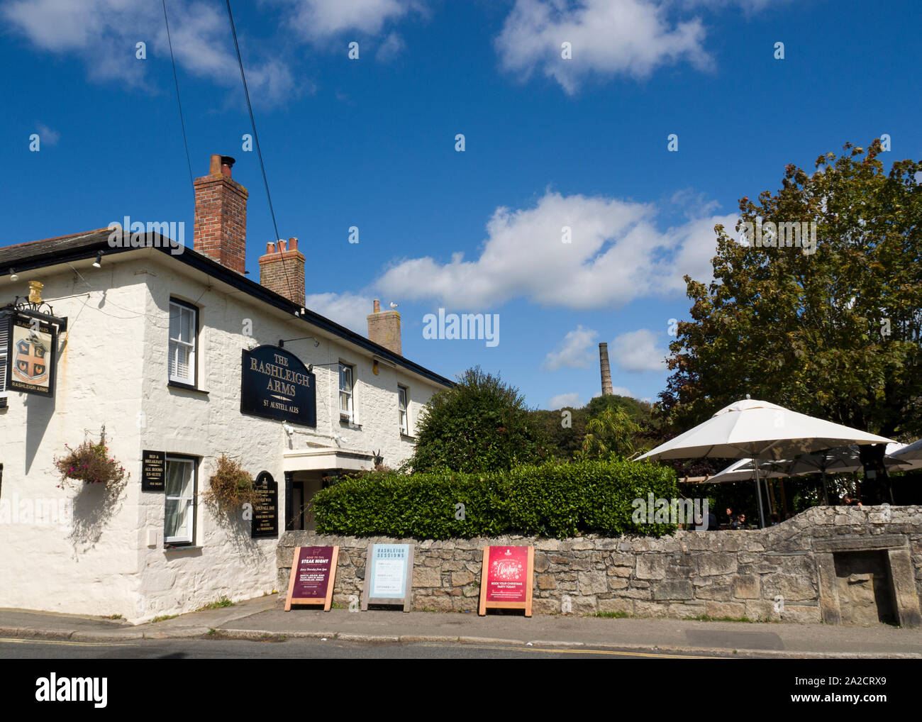 The Rashleigh Arms pub at Charlestown Harbour, Cornwall, UK Stock Photo ...
