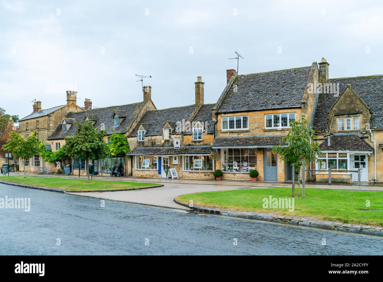 BROADWAY, UK - SEPTEMBER 22, 2019: Broadway is a Cotswolds village ...
