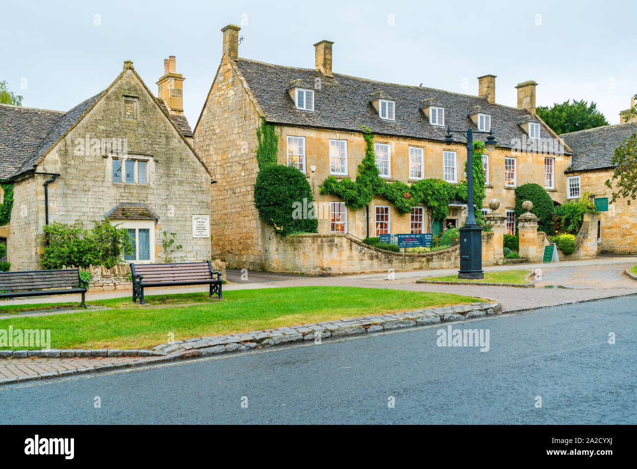 BROADWAY, UK - SEPTEMBER 22 2019: Broadway is a Cotswolds village ...