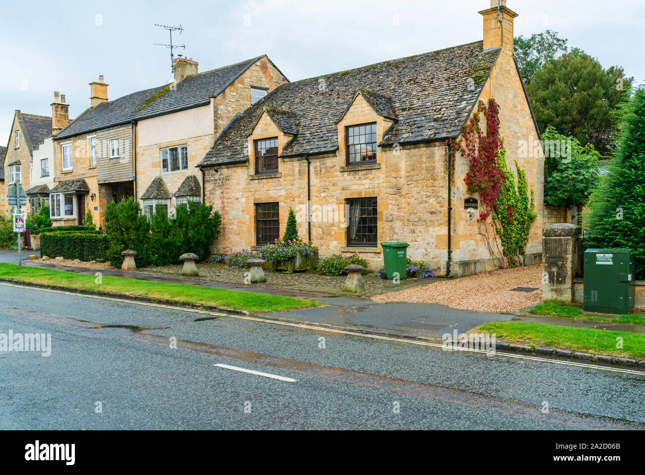 BROADWAY, UK - SEPTEMBER 22 2019: Broadway is a Cotswolds village ...