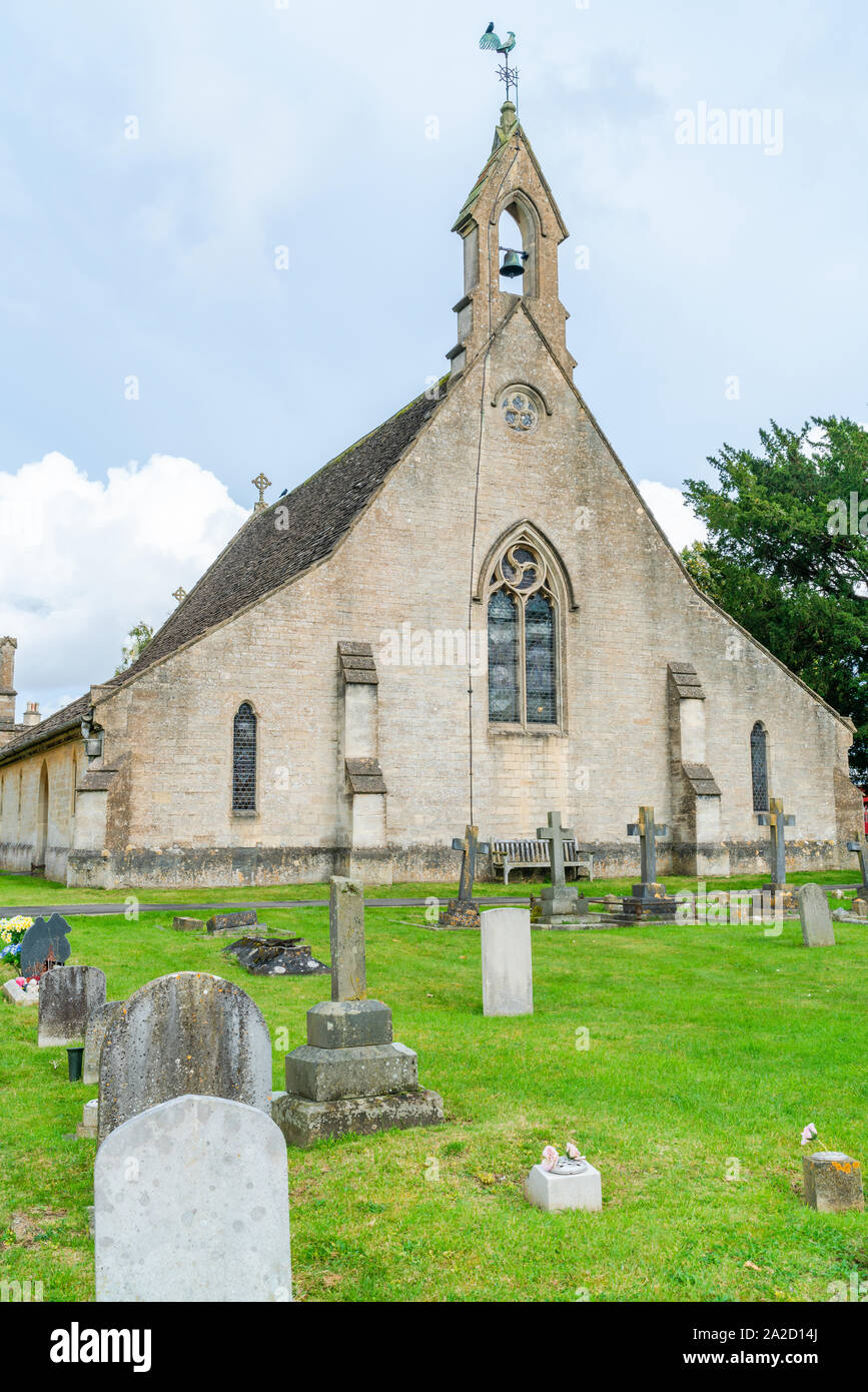 St saviour's church tetbury hi-res stock photography and images - Alamy