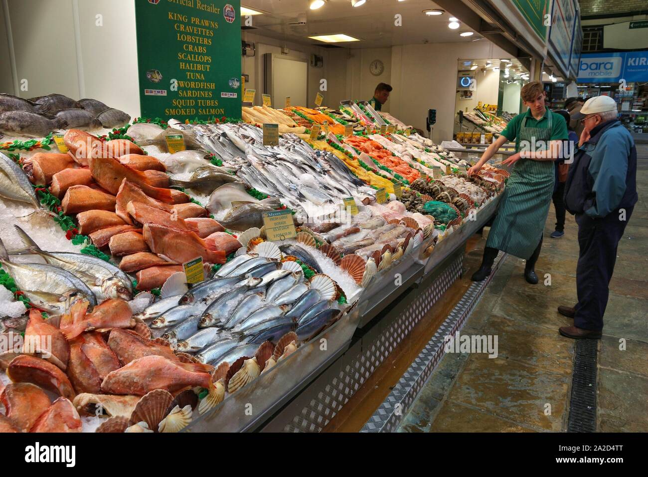 Leeds fish market hi-res stock photography and images - Alamy