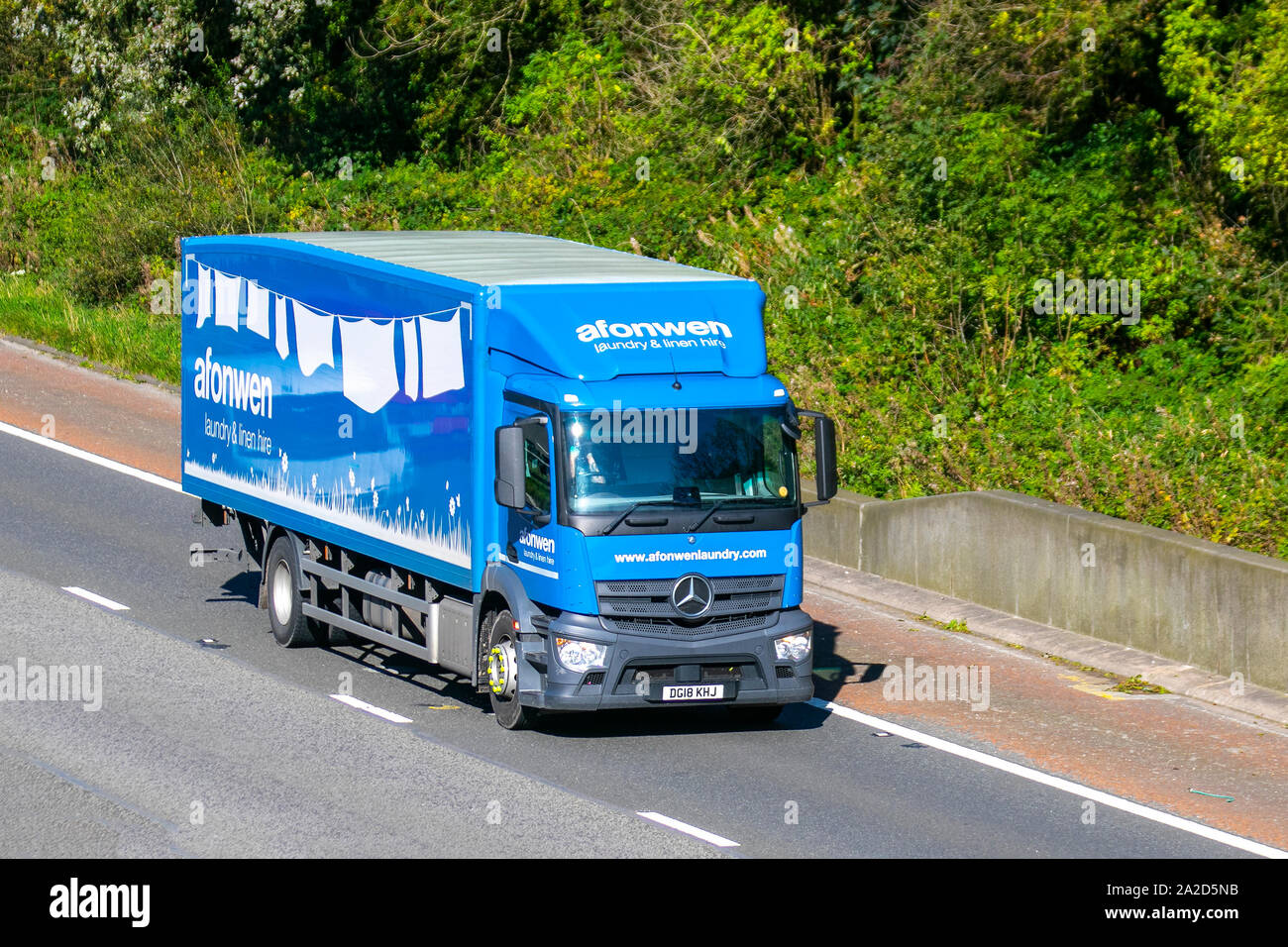 Laundry hire hi-res stock photography and images - Alamy