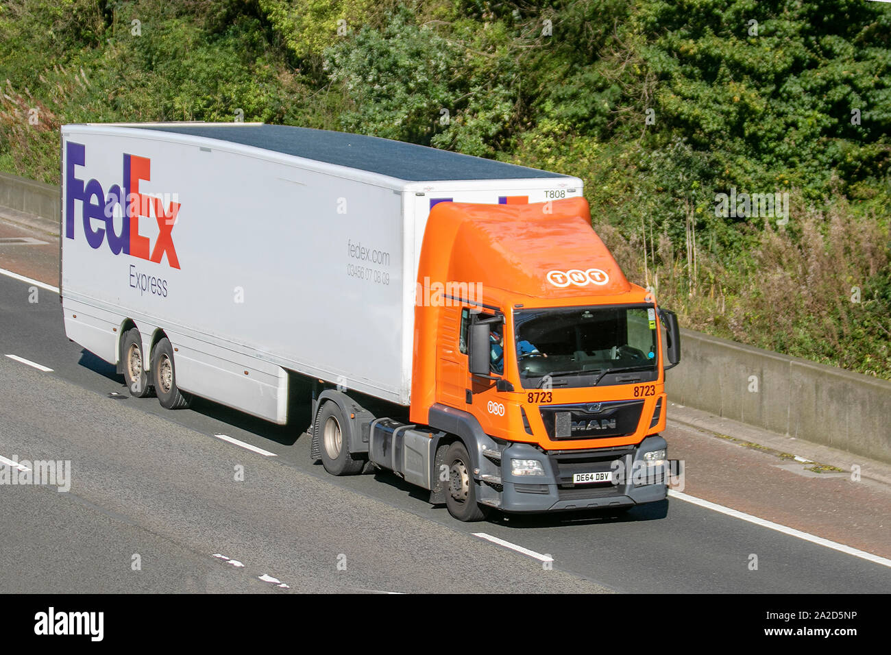 Lorry Fedex High Resolution Stock Photography and Images - Alamy