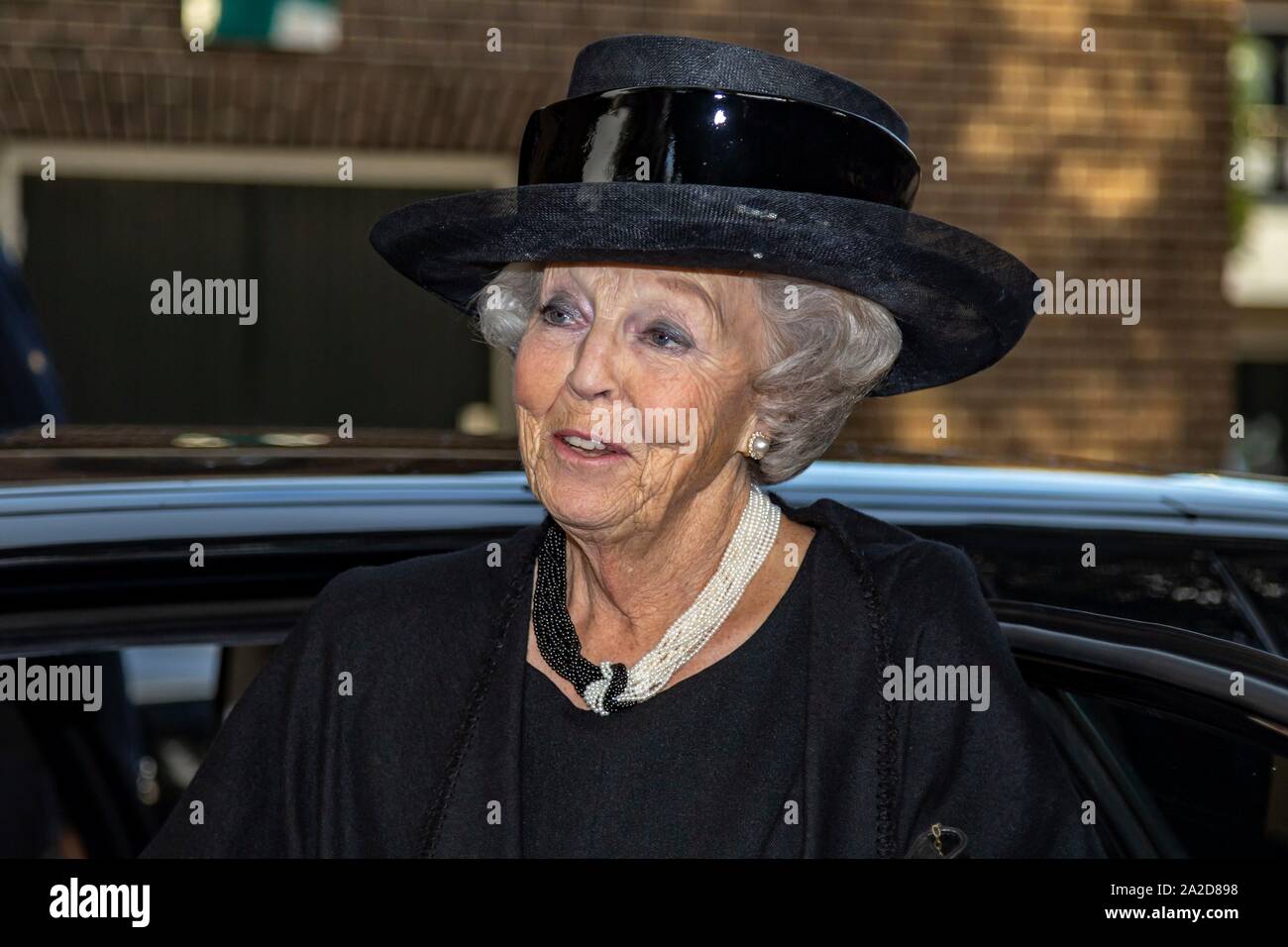 Putten, Netherlands. 02nd Oct, 2019. Princess Beatrix of The ...