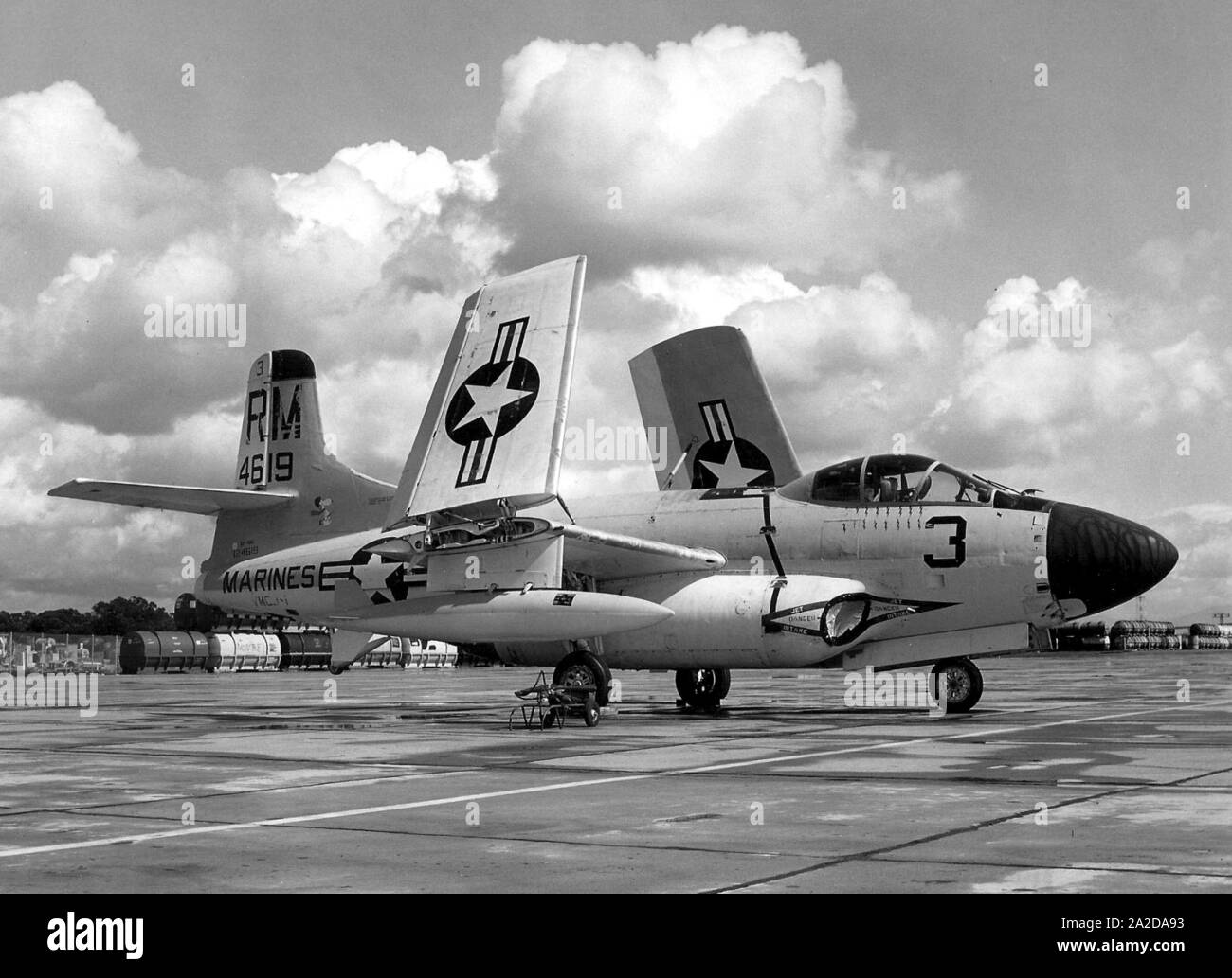 EF-10B Skyknight of VMCJ-1 at MCAS El Toro Stock Photo - Alamy