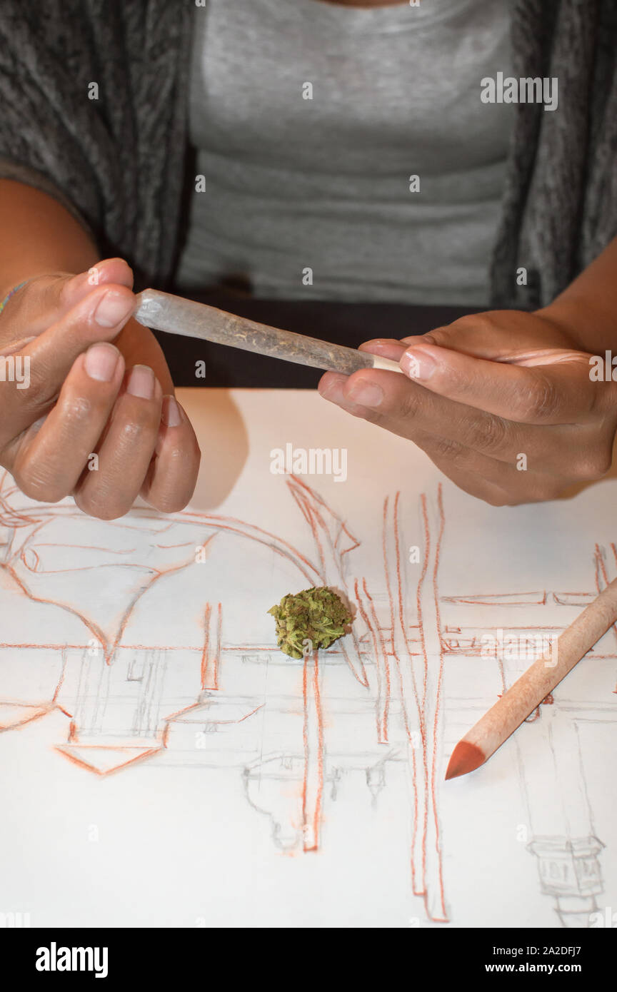 Smoking weed painting hi-res stock photography and images - Alamy