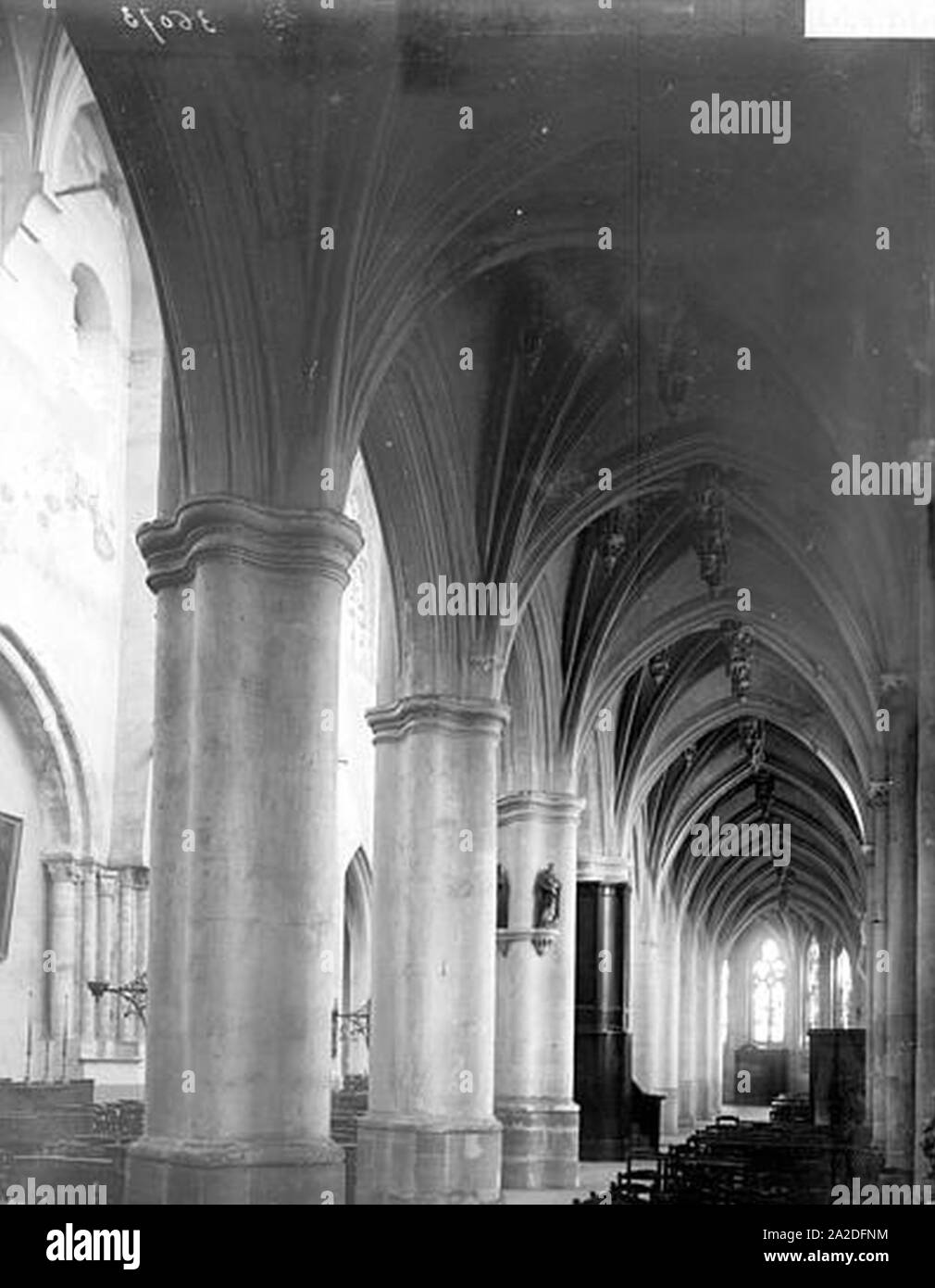 Eglise Notre-Dame - Bas-côté - Mantes-la-Jolie - Médiathèque de l ...