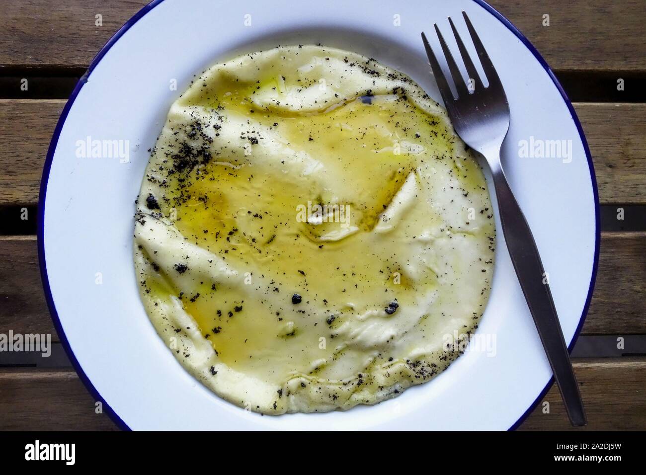 Traditional Sfakia Pie ( Pites Sfakianes ) Round Cheese Pie with Honey ...
