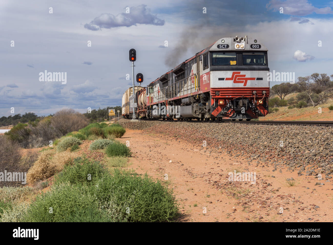 Train travelling through the Outback of South Australia Stock Photo - Alamy