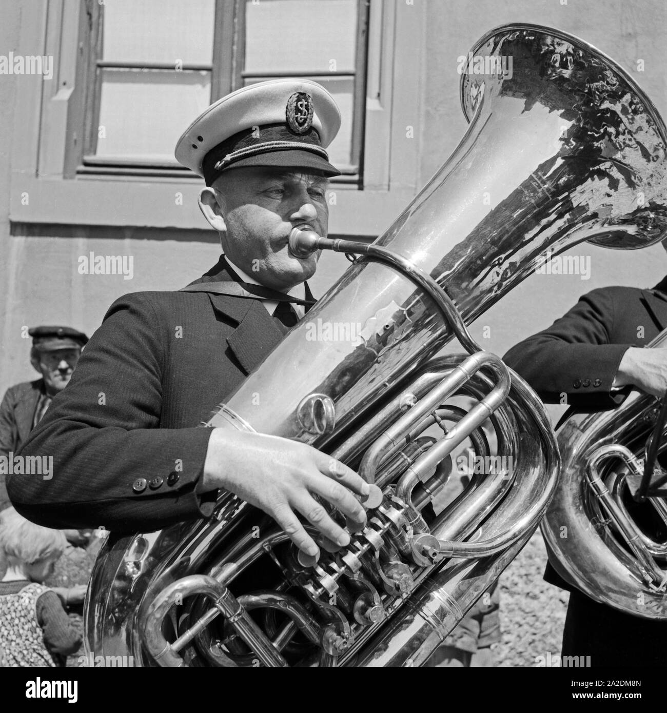 Tuba player Black and White Stock Photos & Images - Alamy