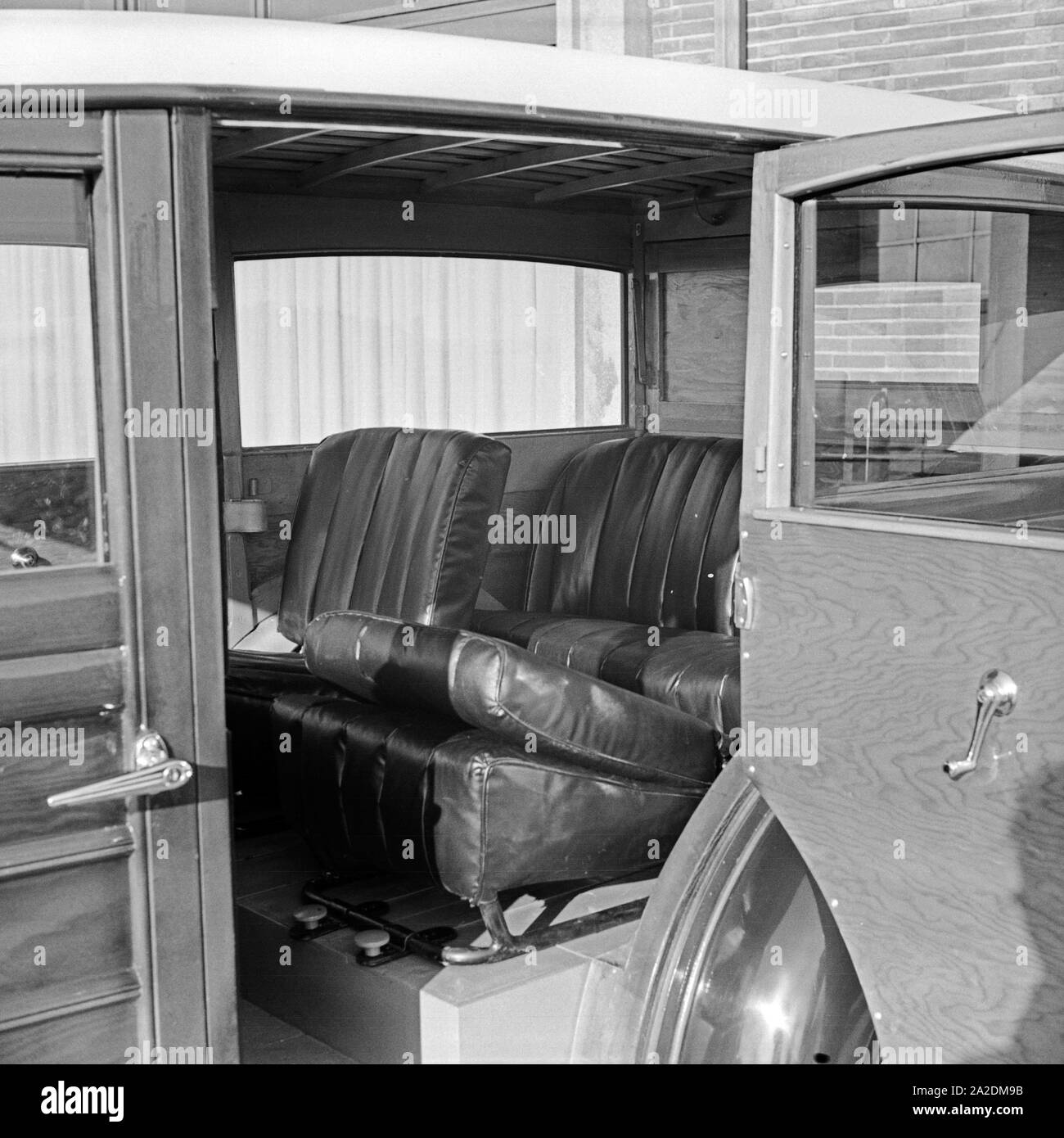 1930s van hi-res stock photography and images - Alamy