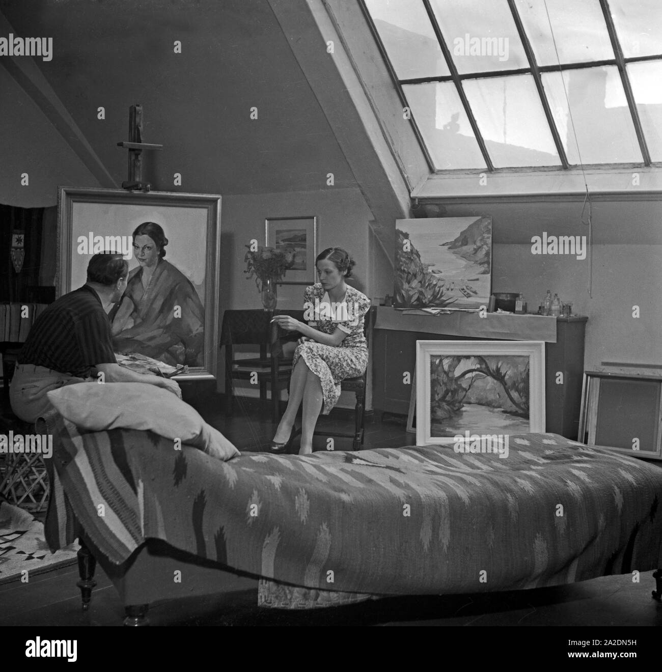 Frau in der malerei hi-res stock photography and images - Alamy