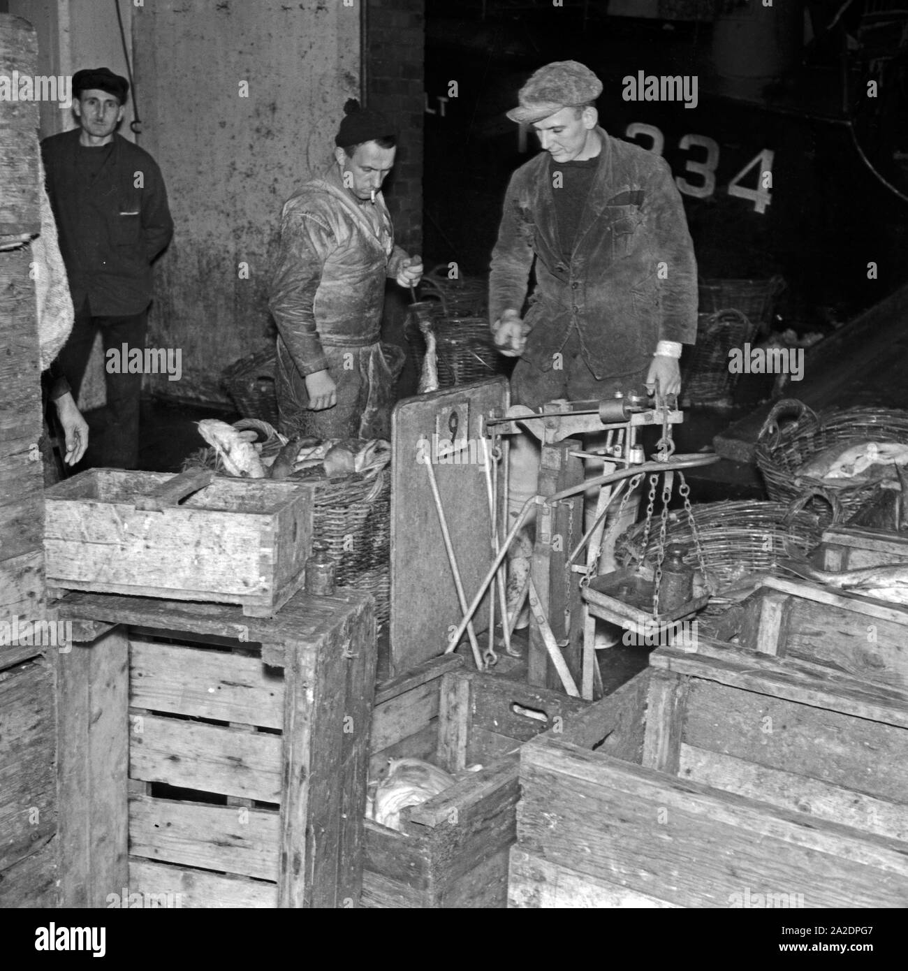 1930s fashion men hi-res stock photography and images - Alamy