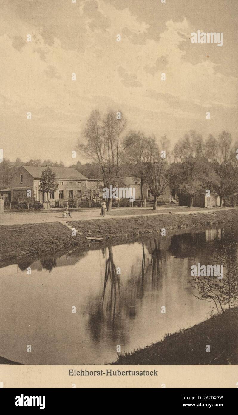 Eichhorst, Brandenburg - Hubertusstock, Straßenansicht Stock Photo - Alamy