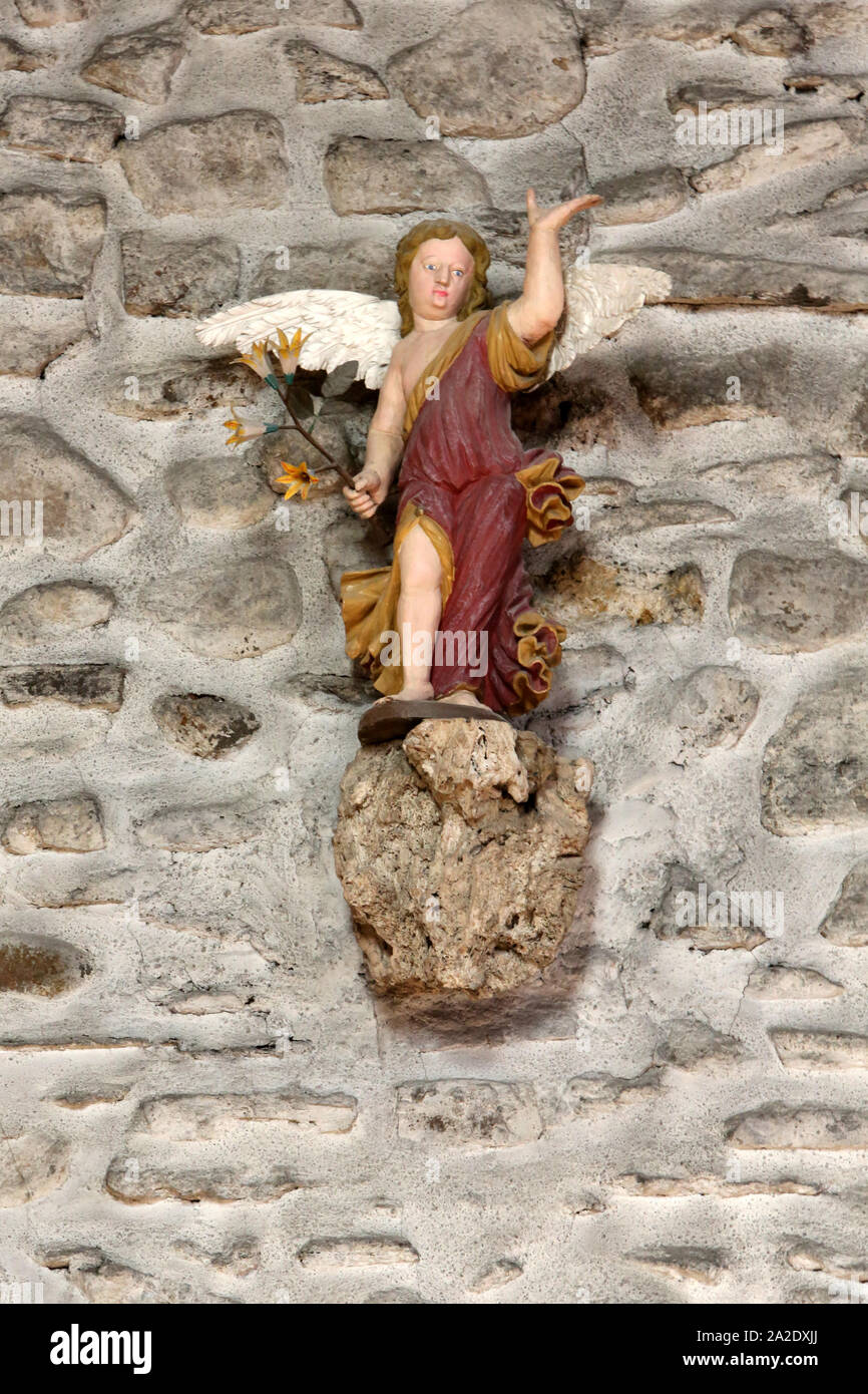 Ange. Eglise Saint-Jean Baptiste. Megève. Haute-Savoie. France. / Angel ...