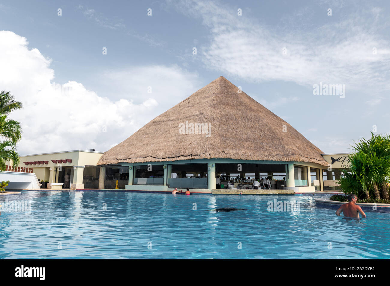 Moon palace mexico hi-res stock photography and images - Alamy