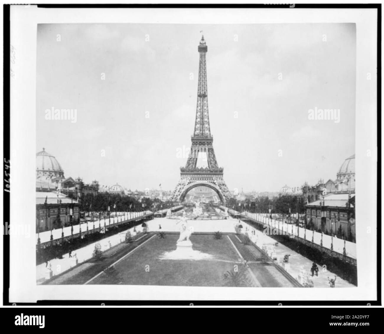 Eiffel Tower, looking toward Trocadéro Palace, Paris Exposition, 1889 ... Eiffel Tower, looking toward Trocadéro Palace, Paris Exposition, 1889 ...
