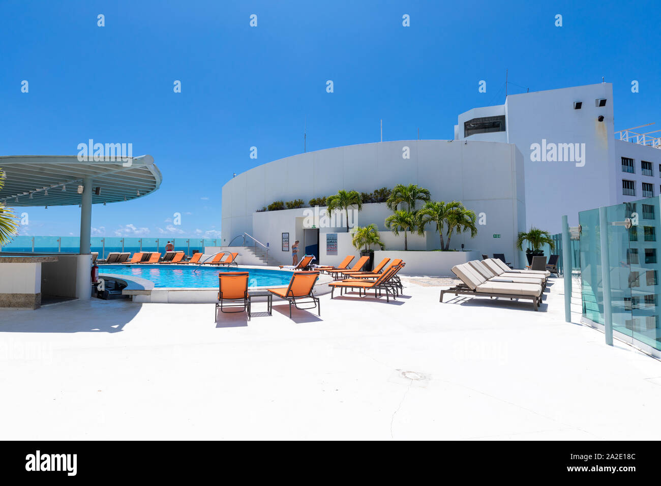 Cancun, Mexico - Aug 30, 2019 : A rooftop terrace - Sunbeds, swimming ...