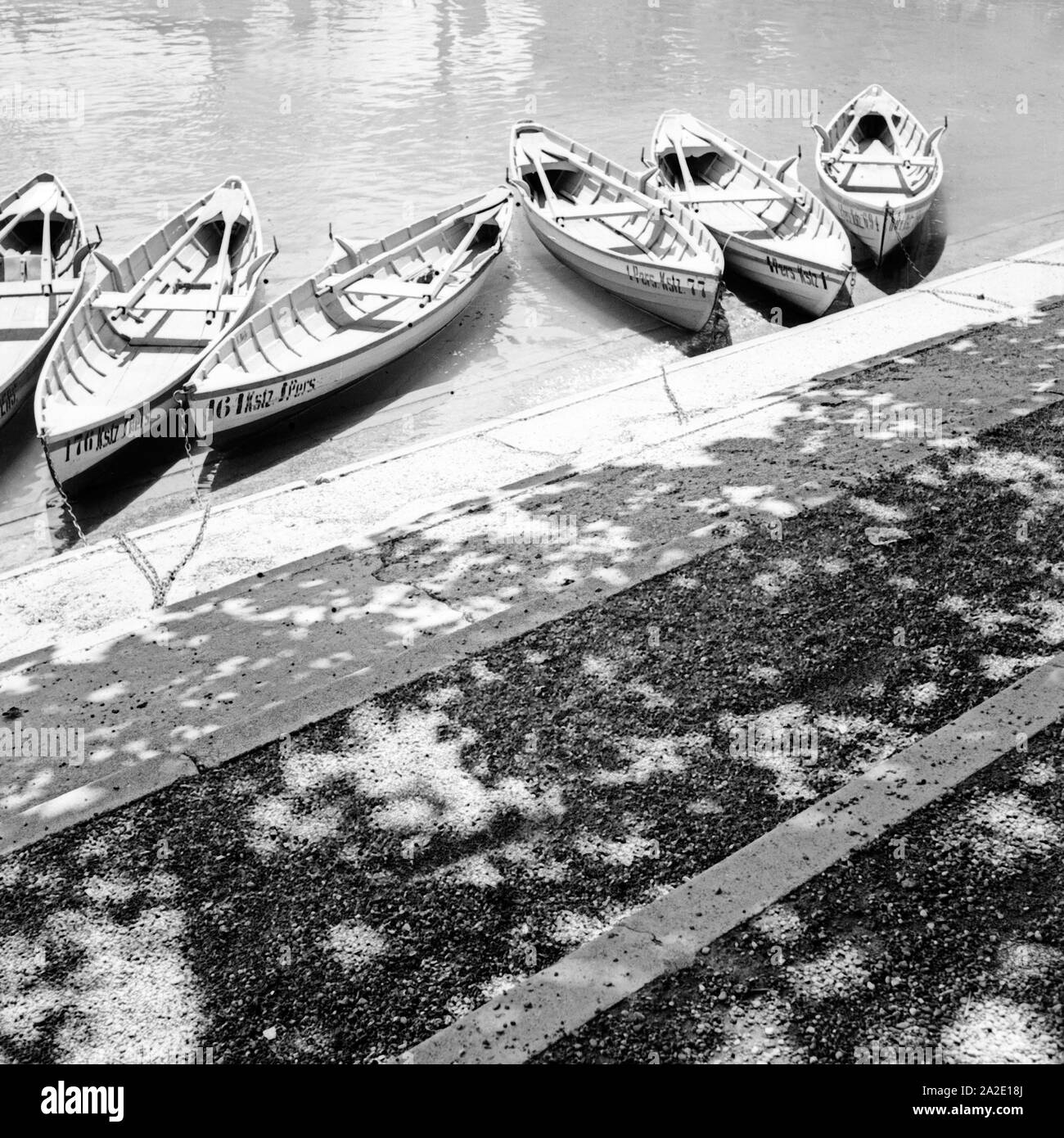 Deutschland 1930er jahre rowing boats hi-res stock photography and ...
