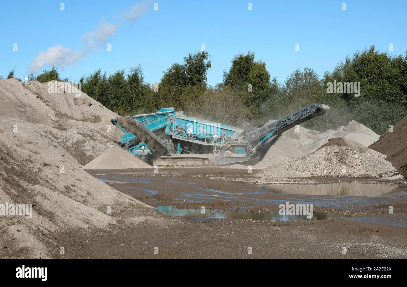 Industrial aggregate production machine example Stock Photo - Alamy