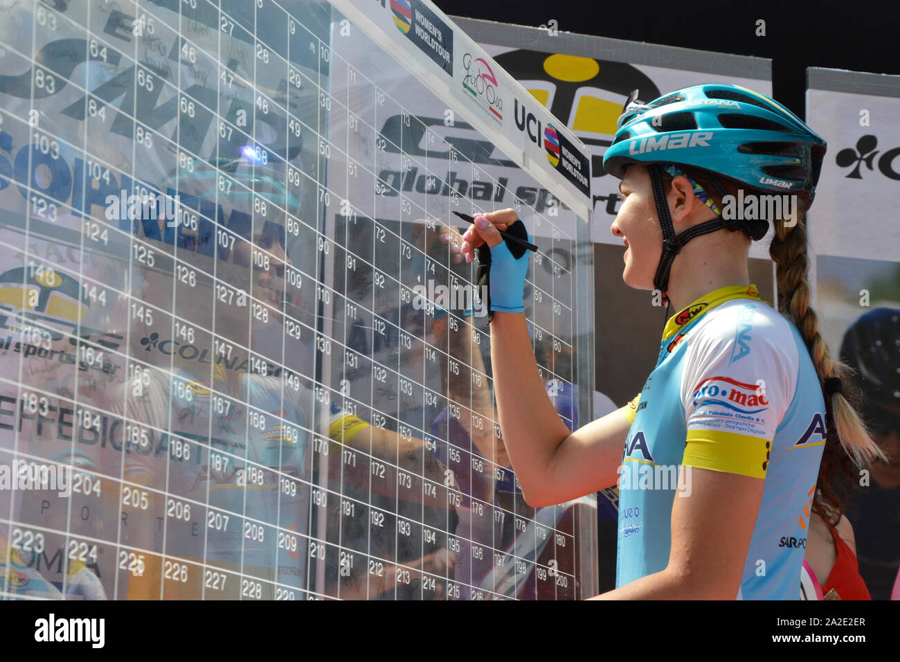 Italy, Corbetta, Giro d'Italia female, Martina Alzini Stock Photo - Alamy