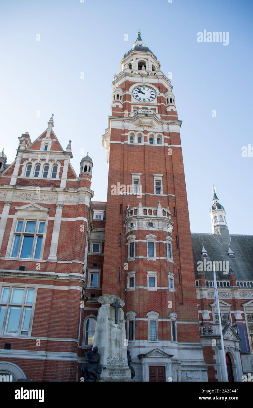 Croydon Council clock tower building Stock Photo - Alamy