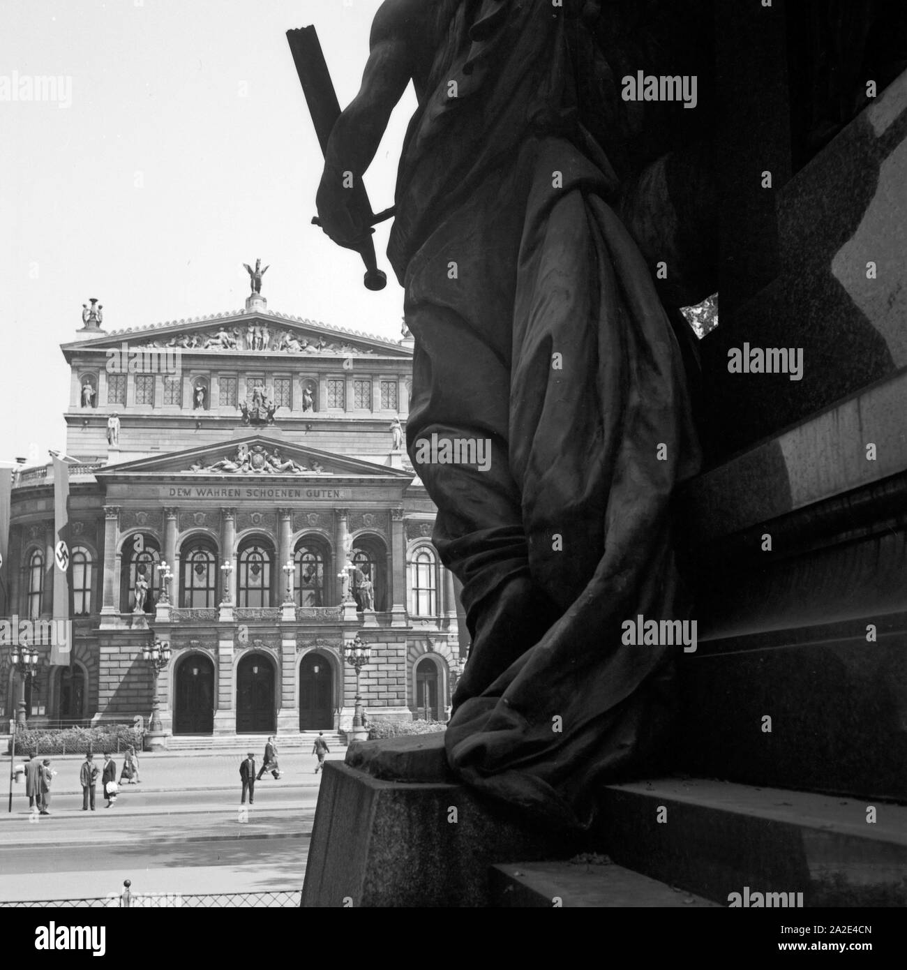 Die Alte Oper in Frankfurt am Main, Deutschland 1930er Jahre. Old opera ...