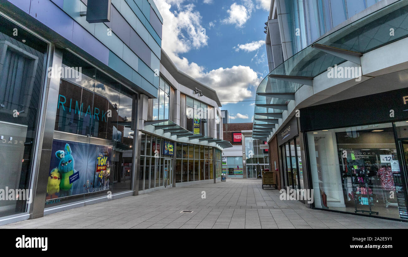 New shopping center hi-res stock photography and images - Alamy