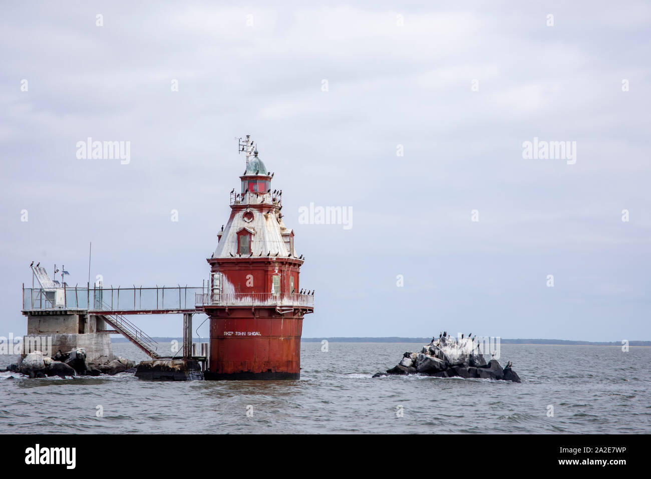 Cormorants nesting on Ship John Shoal Lighthouse in Delaware Bay ...