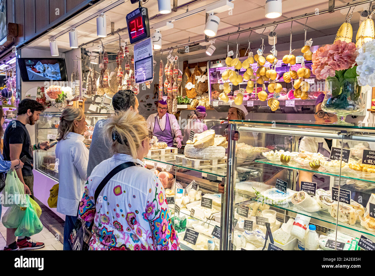 Torino porta palazzo market hi-res stock photography and images - Alamy