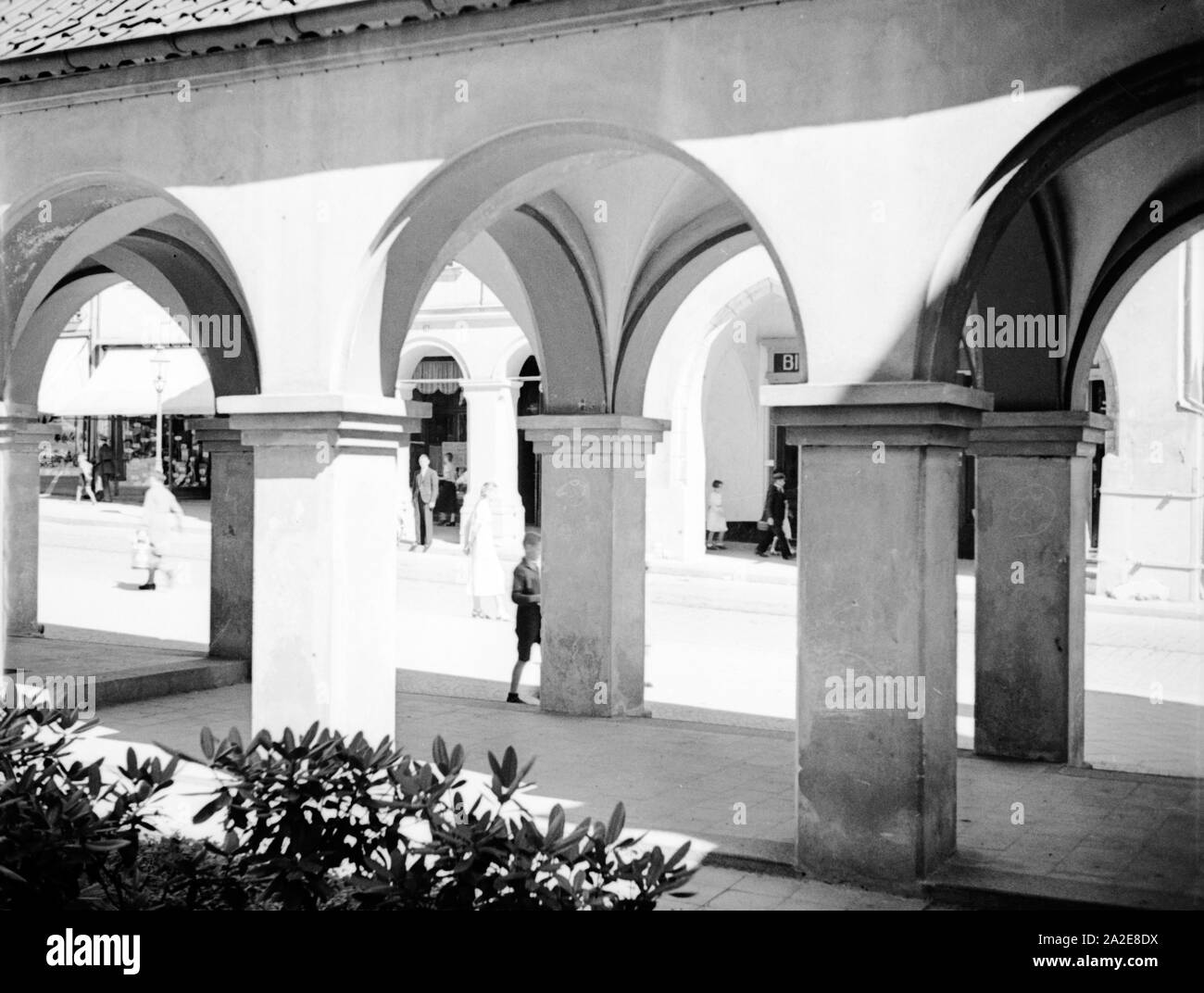 Die Arkaden in Allenstein, Ostpreußen 1930er Jahre. Arcades at ...