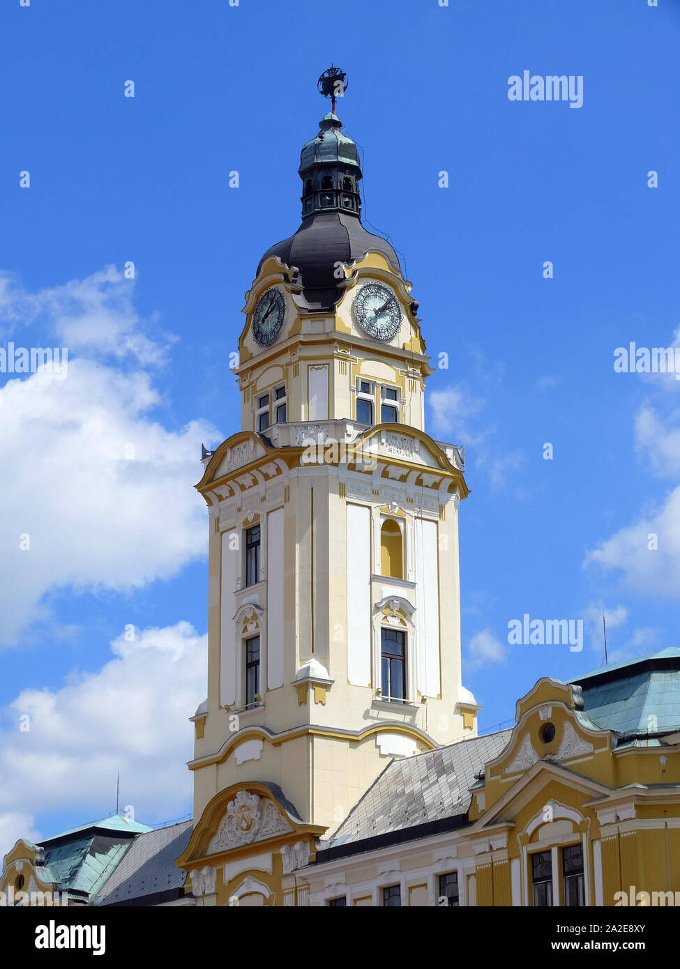 Town Hall, Pecs, Baranya County, Hungary. Varoshaza, Pécs, Magyarország ...