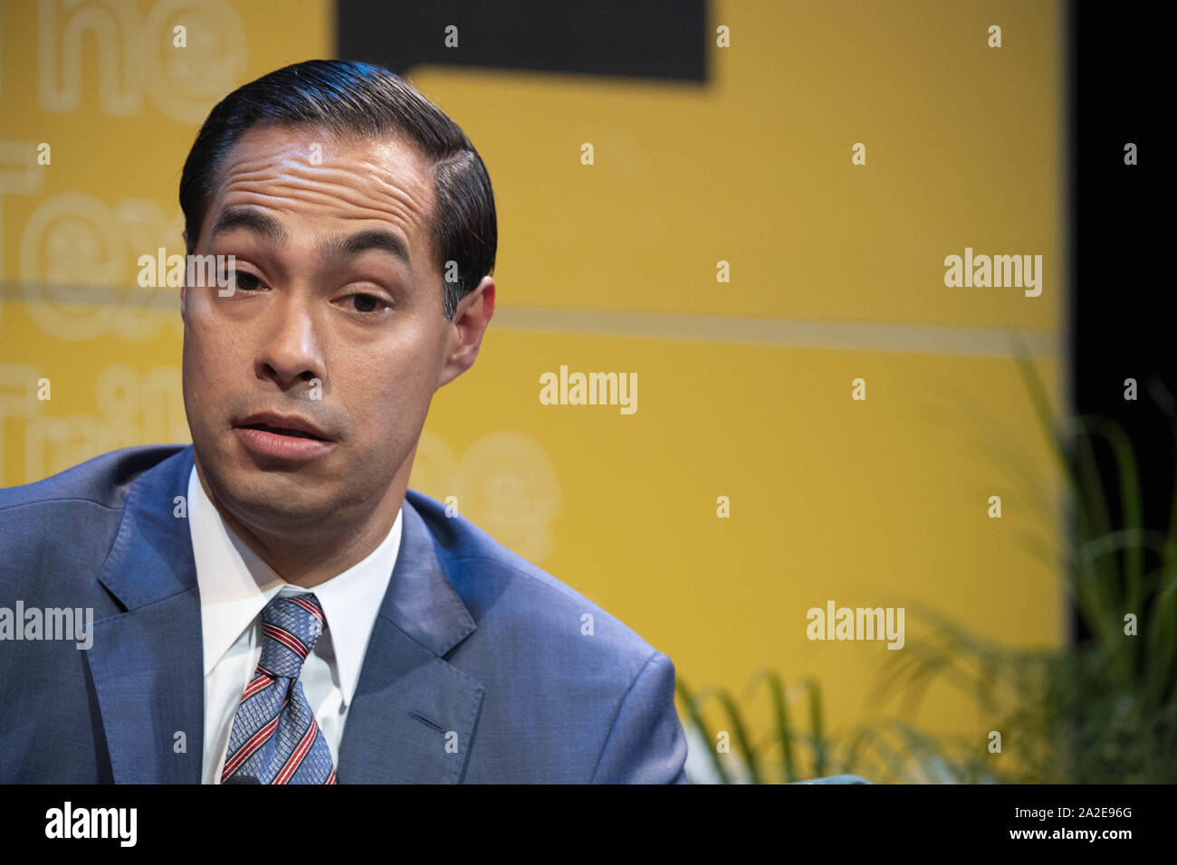 Bob daemmrich hispanic hi-res stock photography and images - Alamy