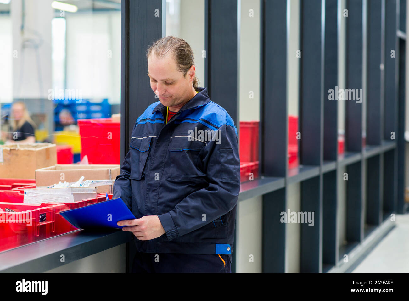 Manufacturing notes hi-res stock photography and images - Alamy