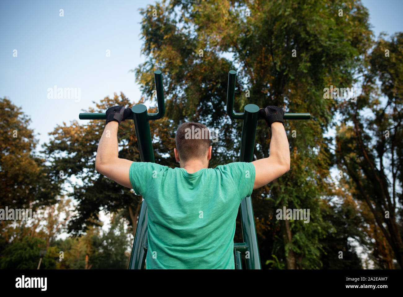 Guy training hi-res stock photography and images - Alamy