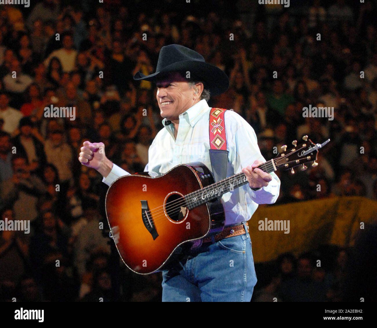 George mckay hi-res stock photography and images - Alamy