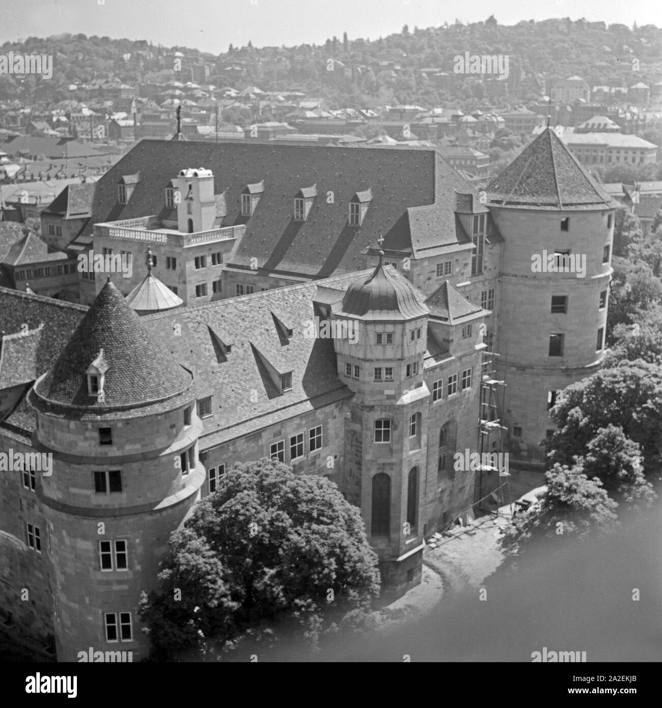 Deutschland 1930er jahre view to the old castle of stuttgart Black and ...