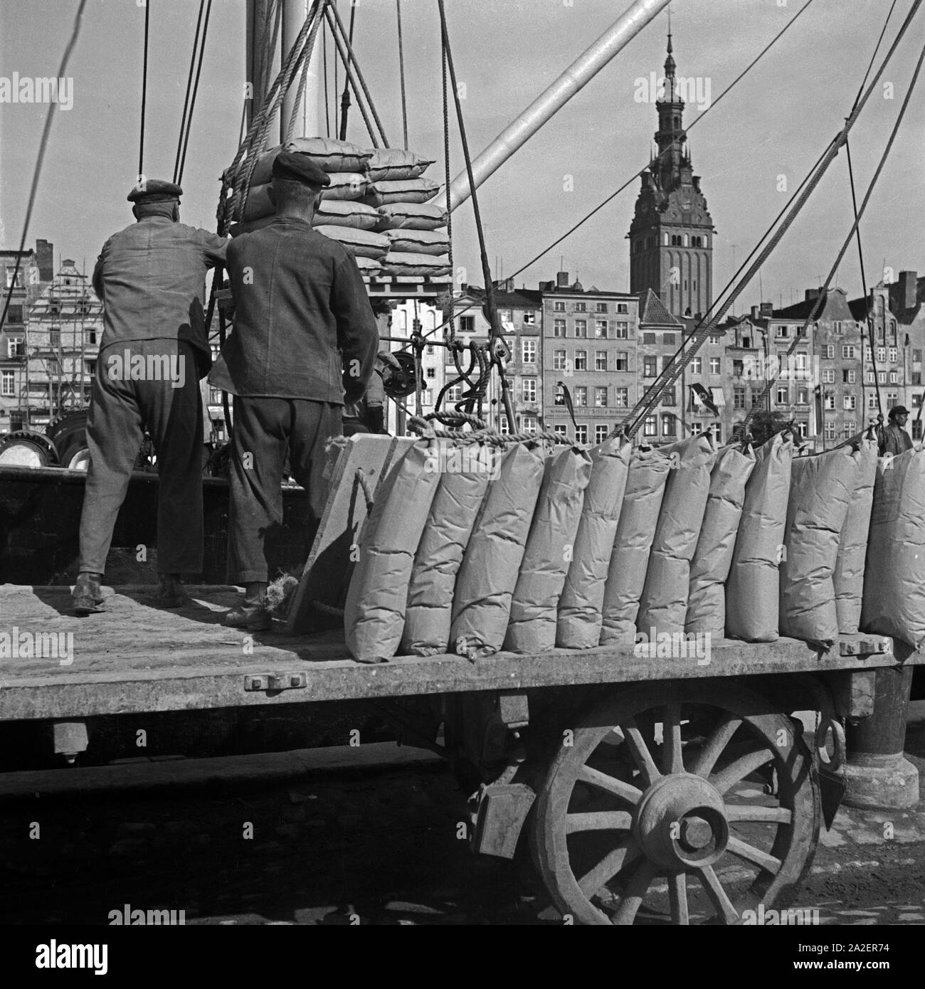 Im hafen von elbing in masuren hi-res stock photography and images - Alamy