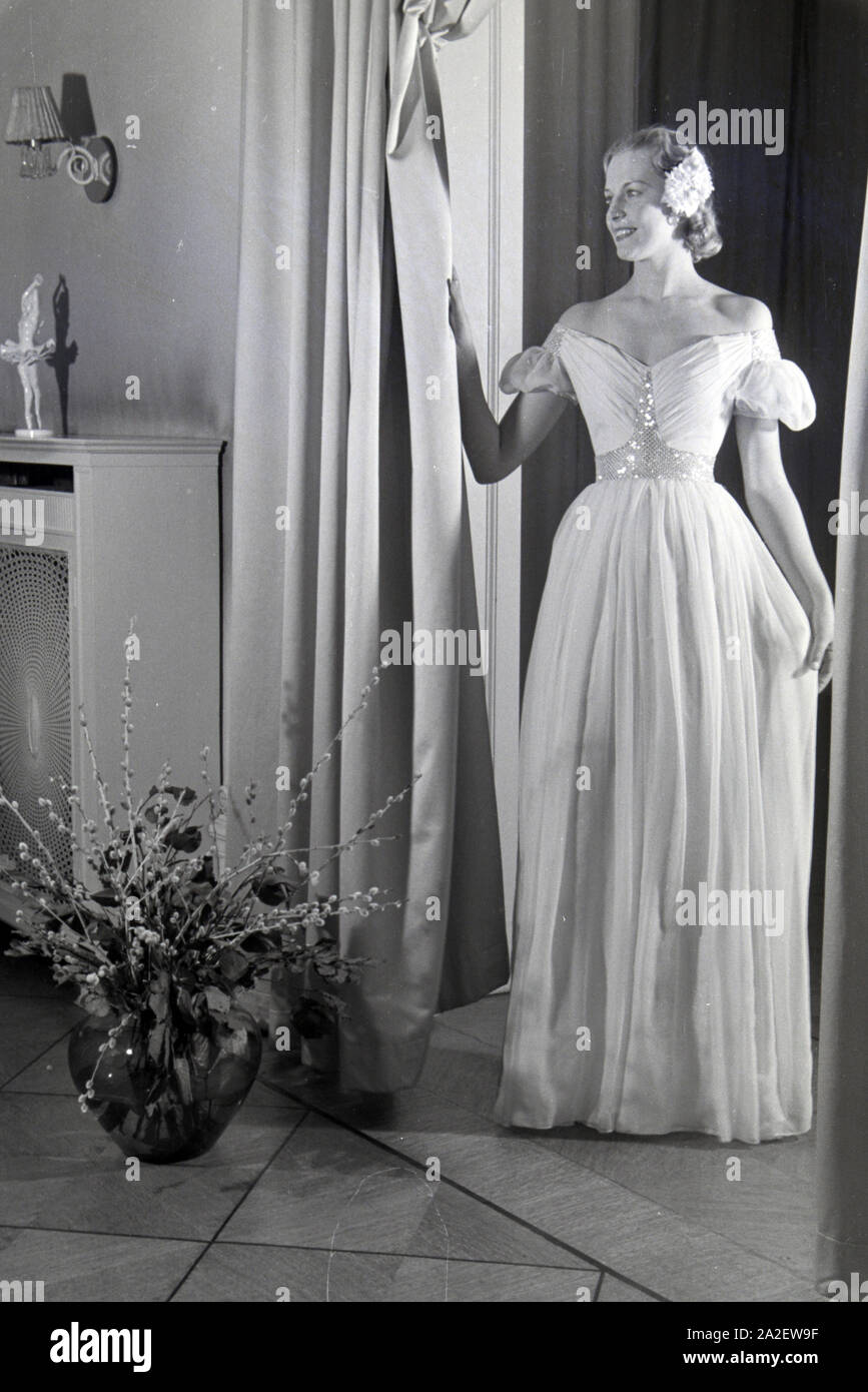 1930 actress hi-res stock photography and images - Alamy